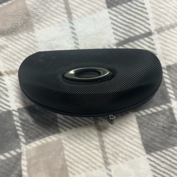 Oakley | Accessories | Oakley Clamshell Case With Glasses Sleeve | Poshmark